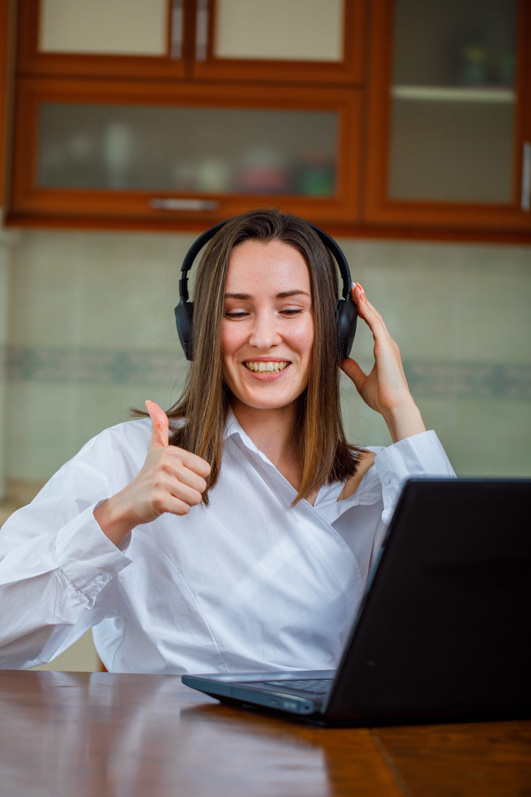 Bilingual Executive Assistant - Stealth Agents